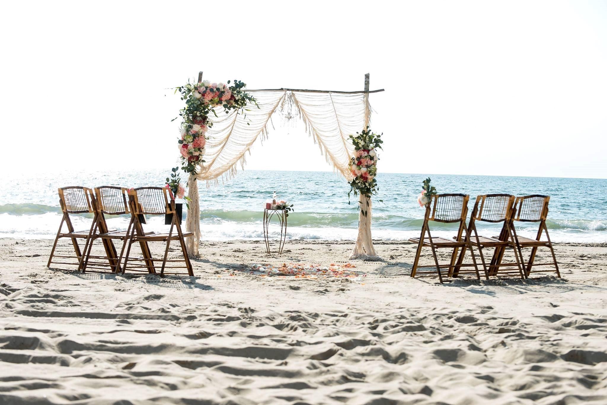 All Inclusive Wedding Planning with Barefoot Beach Bride (BBWed)