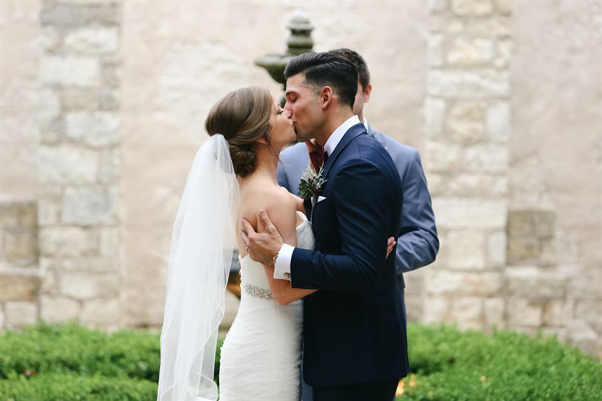 Breathtaking Hill-Country Wedding at The Vista on Seward Hill | Amy + Keith